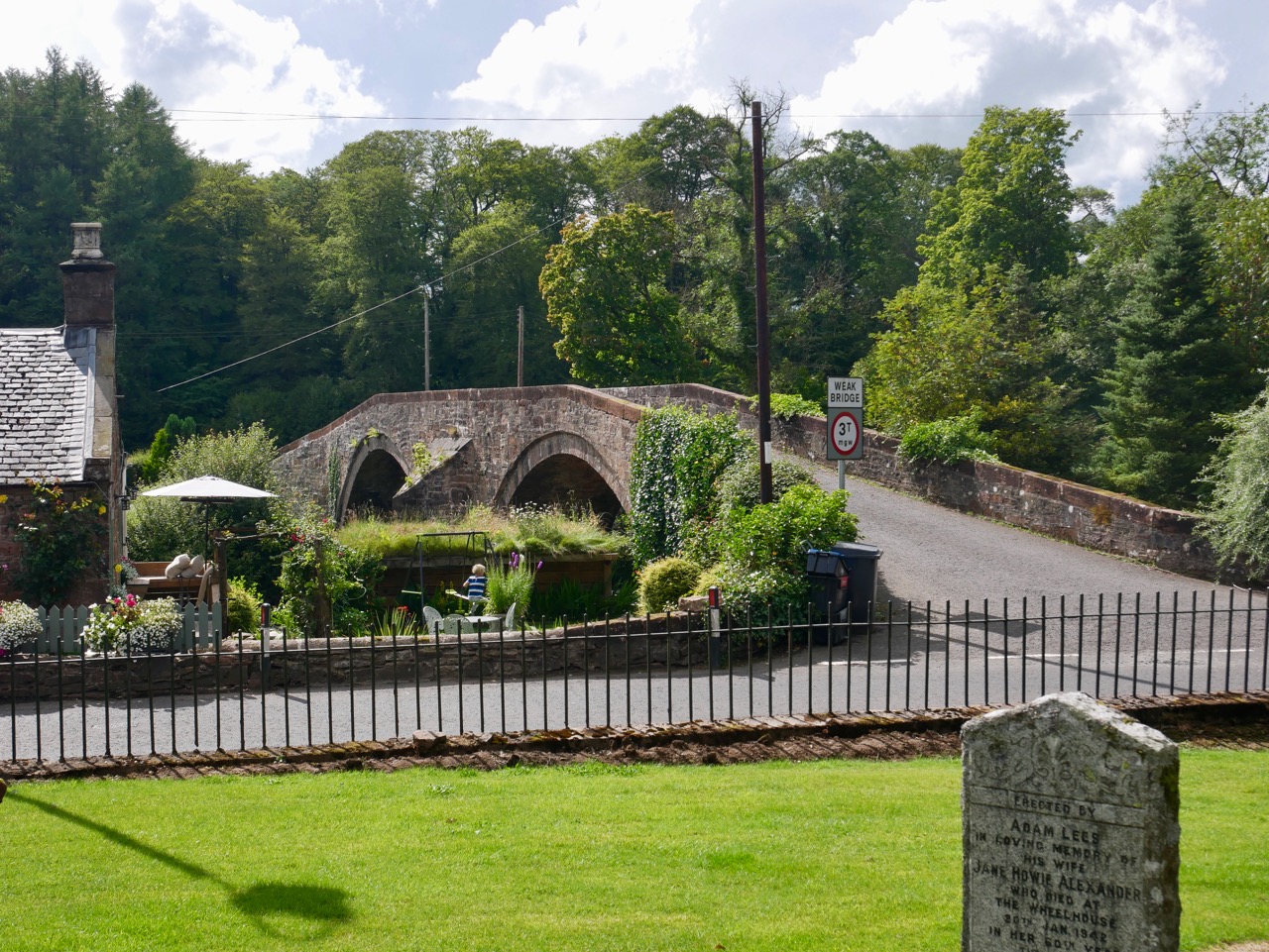 River Ayr Way: 2 – The Weir and The Voes | Drow 'n' Smirr